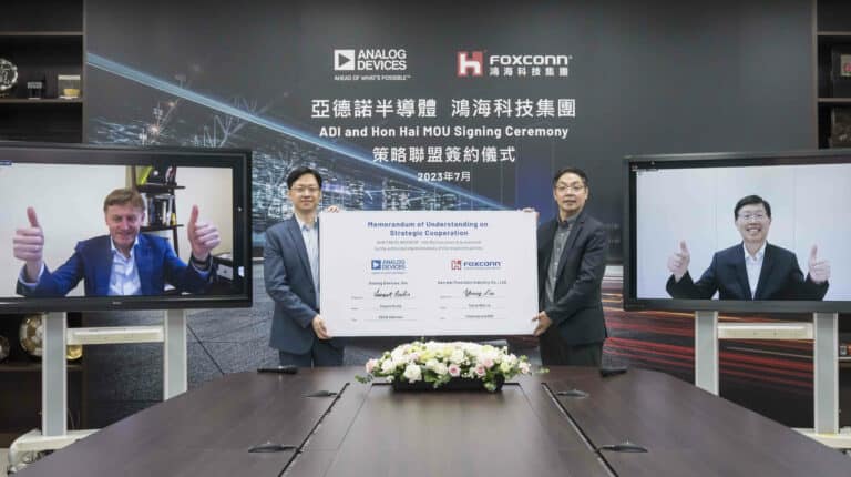 CarUX攜手群創光電亮相Touch Taiwan 2025 展示智慧座艙創新技術 - 新電子科技雜誌 Micro-electronics